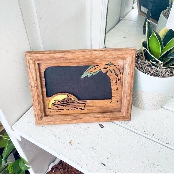 Northland Oak Frames | Accents | 35 Northland Oak Wood Cutout Picture ...